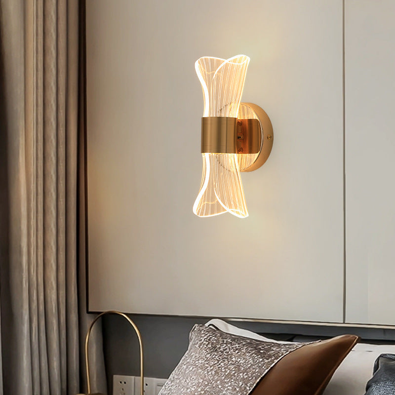Transparent Curvy Led Wall Light – Glimmora by Grover Lights
