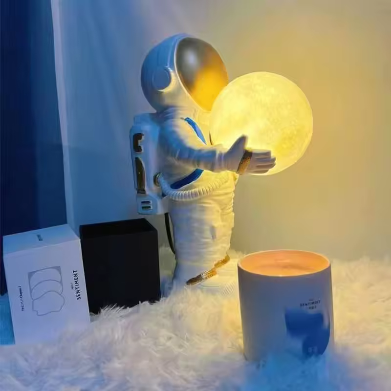 Creative Astronaut LED Table Lamp – Glimmora by Grover Lights